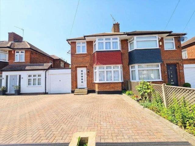 Francklyn Gardens, Edgware. 4 bed semi detached house to rent £3,497 pcm £807 pw