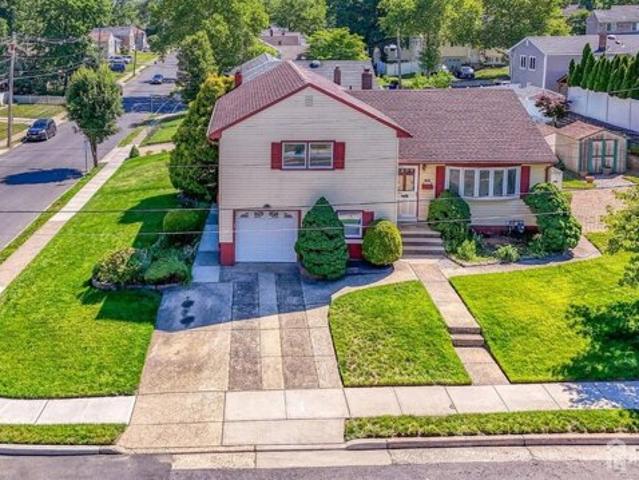 Frandsen Ave, South River, Home For Sale