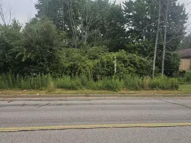 FRANK Avenue, Erie, PA 16509 653304682
