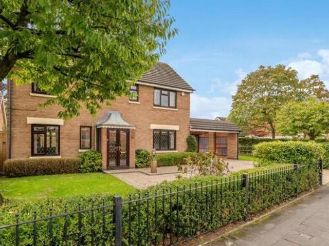 Frankholmes Drive, Shirley, 4 Bedroom Detached