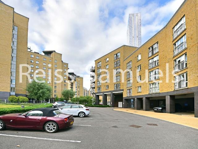 Franklin Building, Millennium Harbour, Canary Wharf, London E14, 3 bed flat to rent, £3,467 pcm | PrimeLocation