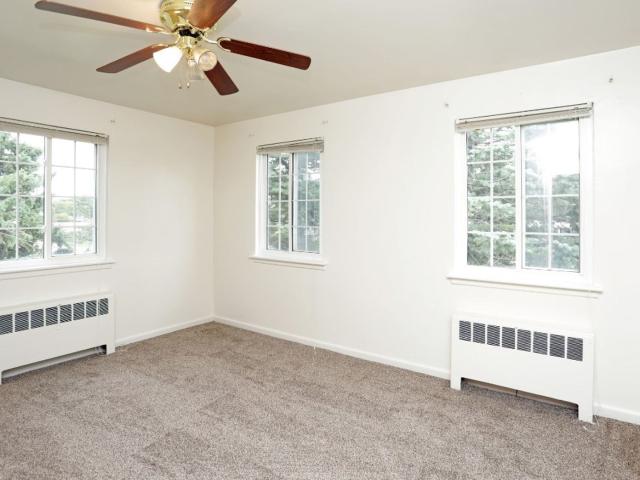 Franklin Court Apartments