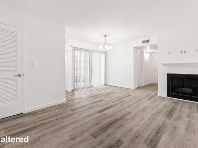 Franklin Plaza 1 Bedroom Apartment for Rent at 7230 Franklin Ave, Los Angeles, CA 90046 Hollywood Hills West
