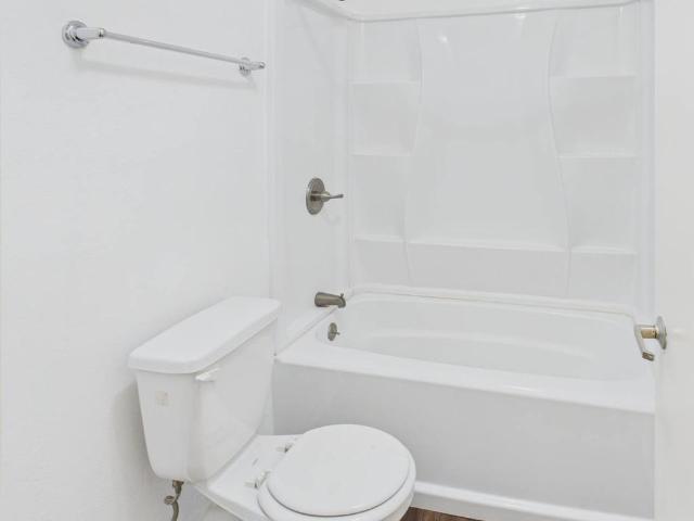 Franklin Place 1 Bedroom Apartment for Rent at 1807 N Las Palmas Ave, Los Angeles, CA 90028 Hollywood Hills West