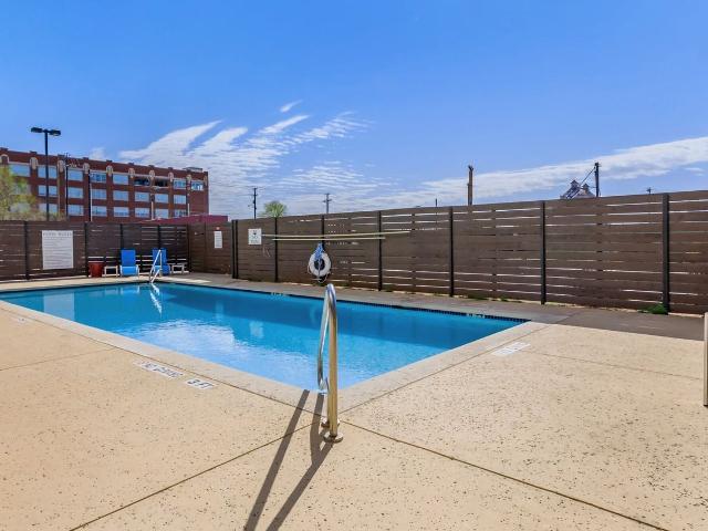 Franklin Place 1 Bedroom Apartment for Rent at 600 Franklin Ave, Waco, TX 76701 Brazos