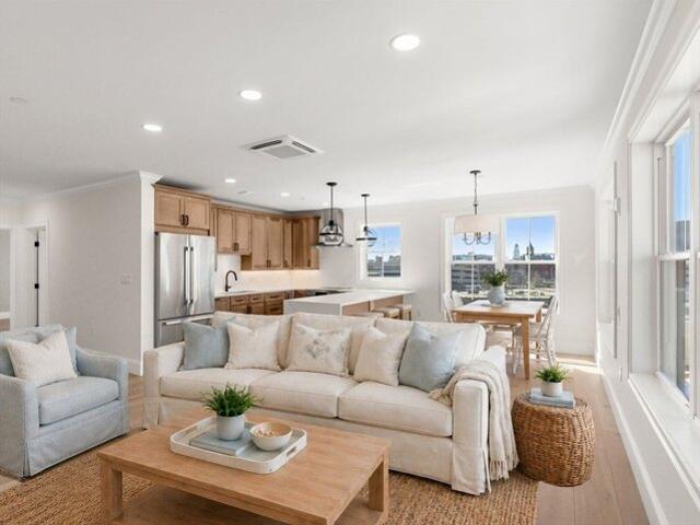 Franklin St Unit,salem, Condo For Sale