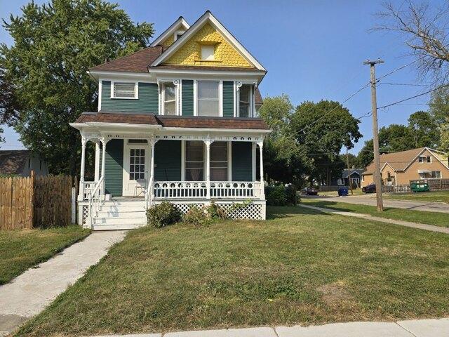 Franklin St, Waukegan, Home For Sale