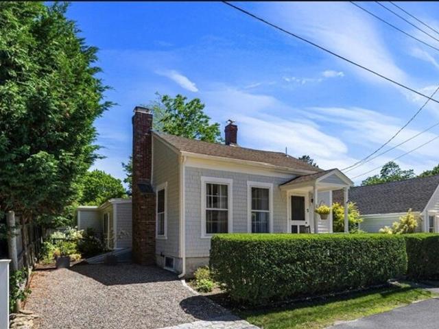 Franklin St, Dartmouth, Home For Sale