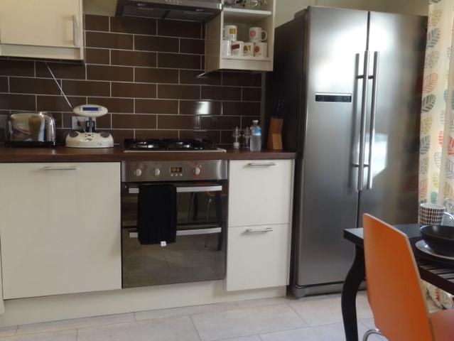 Fraser Avenue Room 4