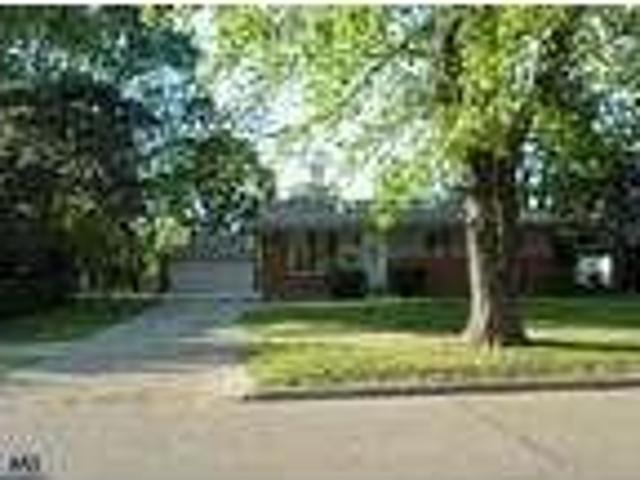 Fraser, MI, Macomb County Home for Sale 3 Bedroom 1 Baths
