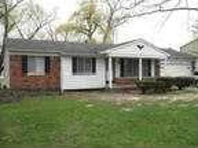 Fraser, MI, Macomb County Home for Sale 3 Bedroom 2 Baths