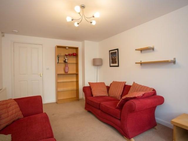 Fraser Road City Centre, Aberdeen, AB25 3UE