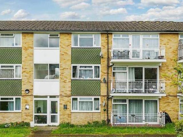 Fraser Road, Kings Worthy, 2 Bedroom Ground