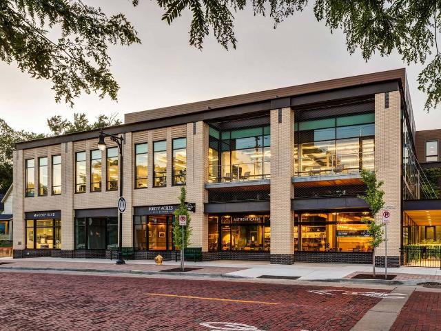 Freyling Mendels Apartments 2 Bedroom Apartment for Rent at 1059 Wealthy St Se, Grand Rapids, MI 49506 East Hills
