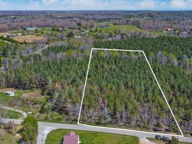 Fred Tollett Rd, Crossville, TN 38572
