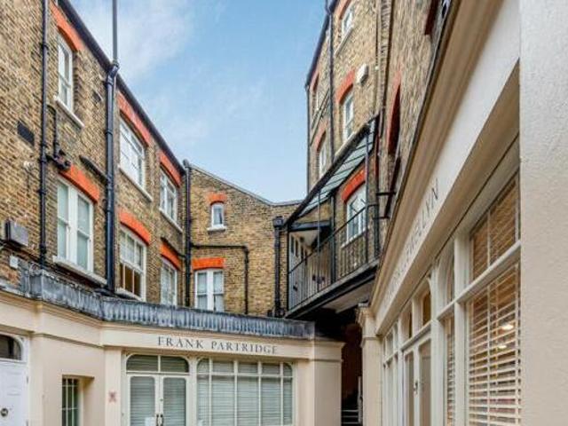 Frederic Mews, London, 1 Bedroom Flat