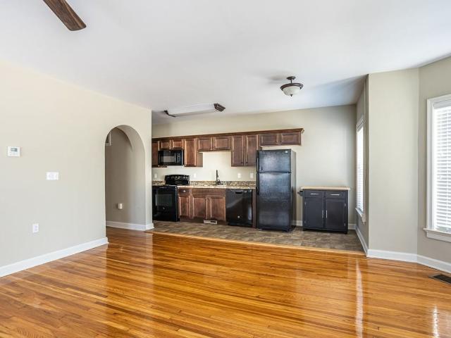 Frederick Building 2 Bedroom Apartment for Rent at 1001 University Ave, Columbia, MO 65201 University of Missouri