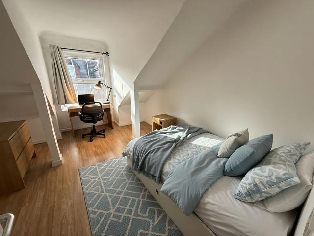Frederick Grove, Nottingham NG7, 6 bed shared accommodation to rent, £412 pcm | PrimeLocation