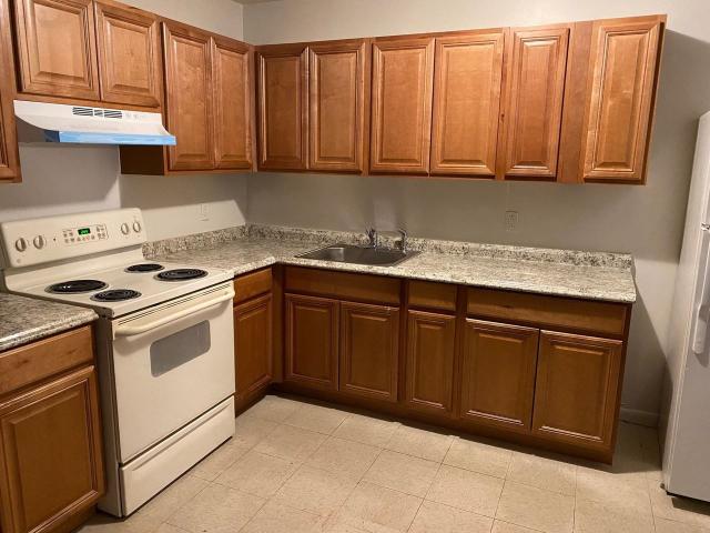 Frederick Douglas Apartments 3 Bedroom Apartment for Rent at 1645 N Calhoun St, Baltimore, MD 21217 Sandtown Winchester