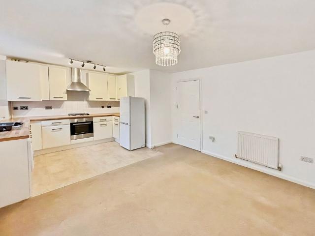 Frederick Drive, Peterborough PE4, 2 bed flat to rent, £900 pcm | PrimeLocation