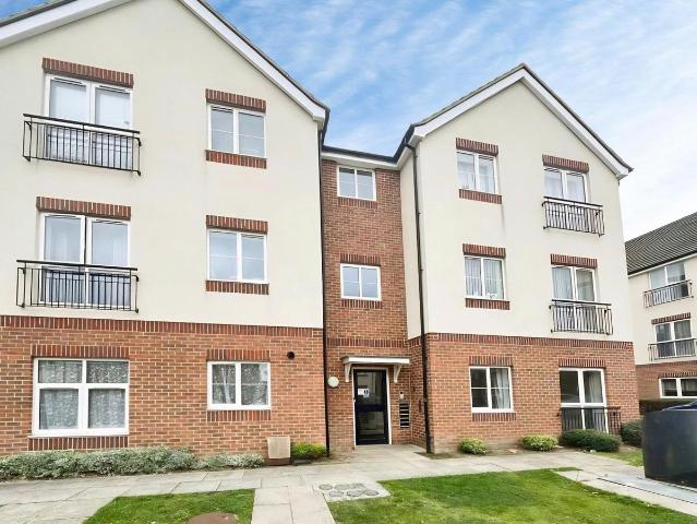 Frederick Drive, Peterborough PE4, 2 bed flat to rent, £925 pcm | PrimeLocation