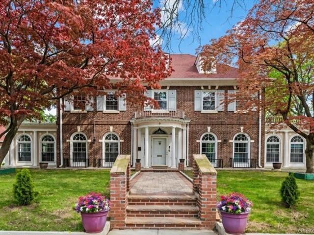 Frederick Pl, Mount Vernon, Home For Sale