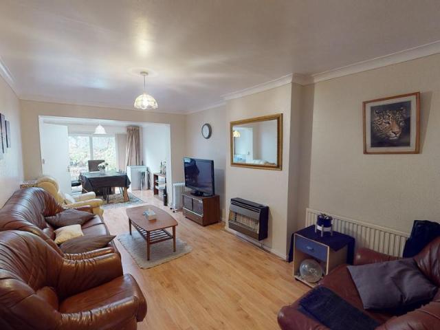 Frederick Road Copy, Selly Oak B29 4 bed house to rent £2,086 pcm £481 pw