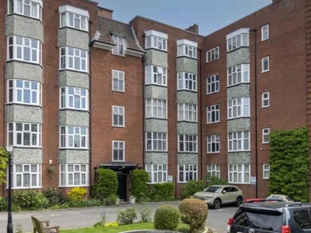 Frederick Road, Park Central, B15 1HN, United Kingdom | 3 bed apartment for rent #133305578 | Rentberry