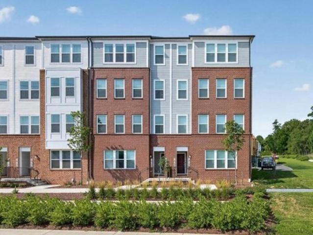 Frederick Rd, Rockville, Condo For Sale