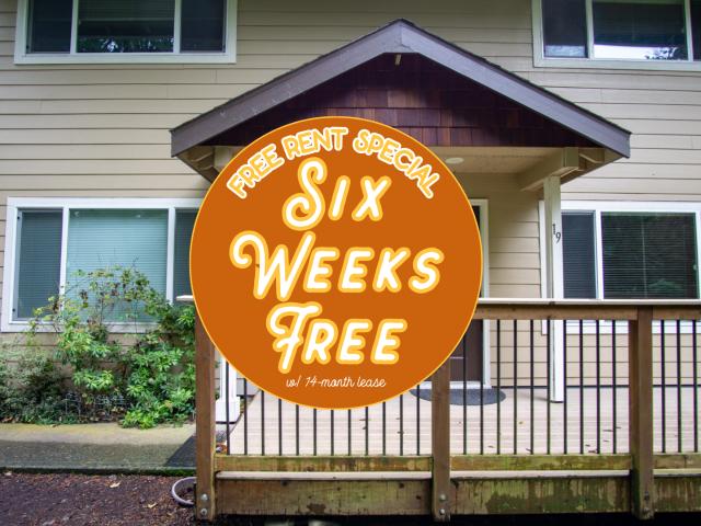 FREE RENT! West Linn Townhouse with Patio, Parking, Dishwasher, & W/D!