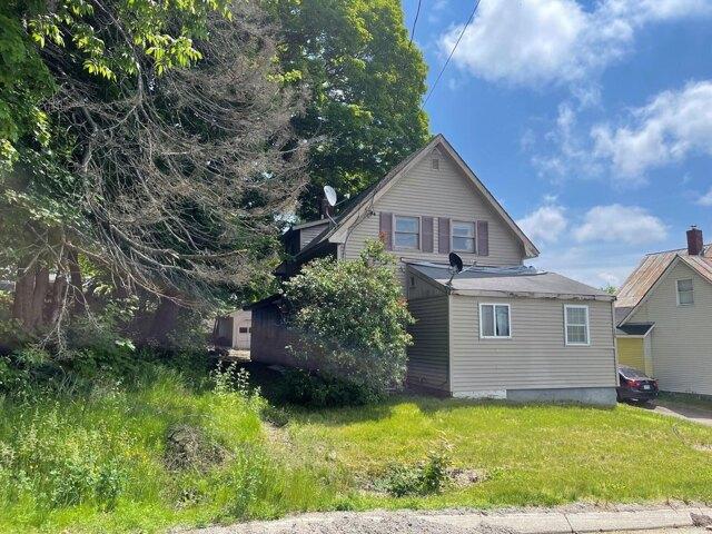 Free St, Dexter, Home For Sale