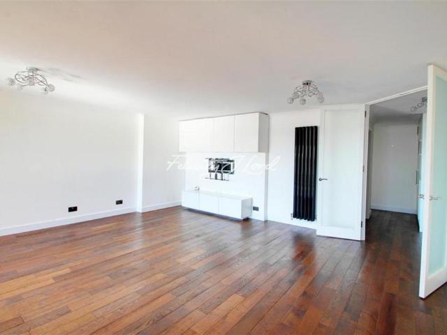 Free Trade Wharf, E1W 2 bed flat to rent £2,496 pcm £576 pw