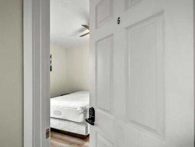 FREE WEEK WHEN YOU STAY HERE Newly Remodeled Home with Large Rooms Cleaning Services Personal Workspace Mini Fridges TV's Steps to Bus Stops!