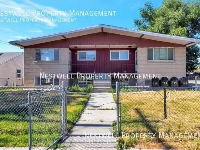 FREE 1ST MONTH'S RENT Upgraded 2 bed Unit in South Salt Lake.