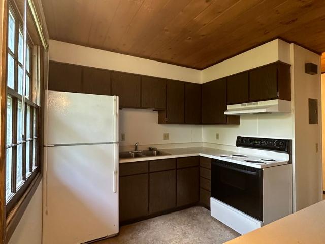 Freedom Park Apartments