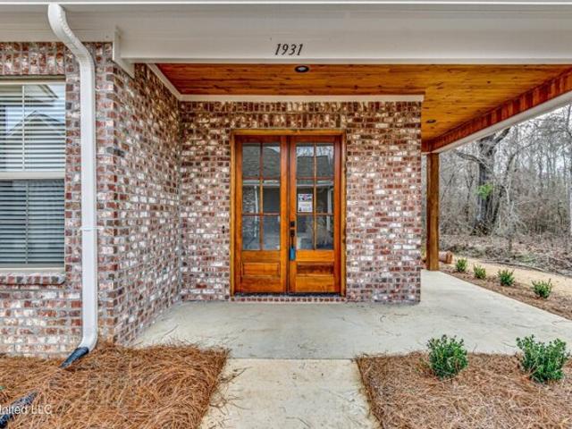 Freedom Ring Dr, Brandon, Condo For Sale