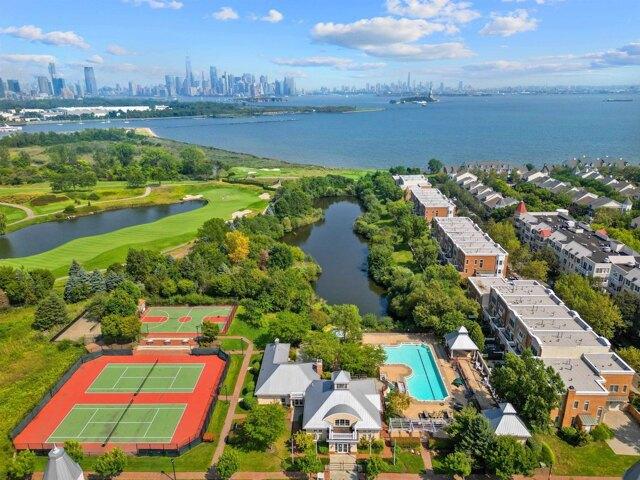 Freedom Way Unit,jersey City, Condo For Sale