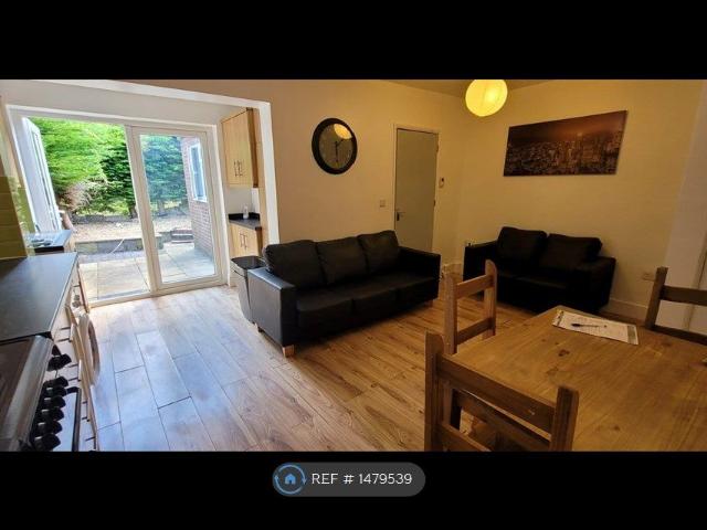 Freehold Street, Northampton NN2, Room to rent, £498 pcm | PrimeLocation