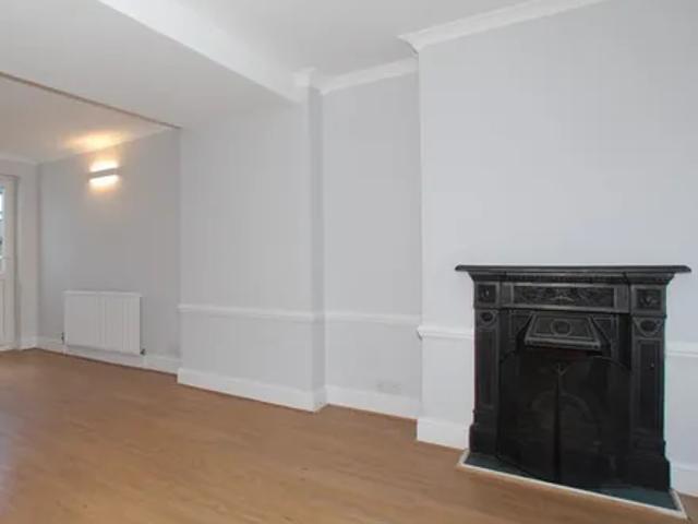 Freelands Grove, London, BR1 3NL, United Kingdom | 2 bed house for rent #167677320 | Rentberry