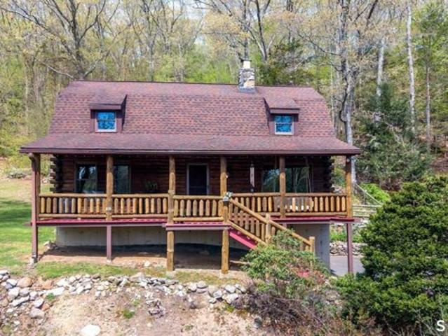 Freeman Rd, Oxford, Home For Sale
