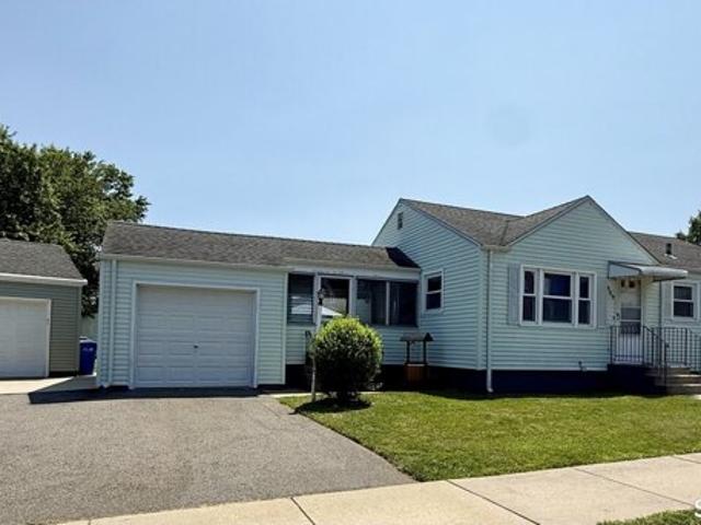 Freeman St, Hartford, Home For Sale
