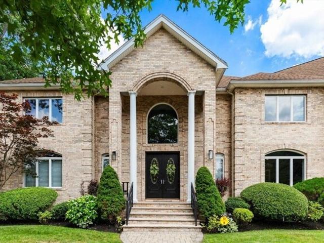 Freeman St, Lynnfield, Home For Sale