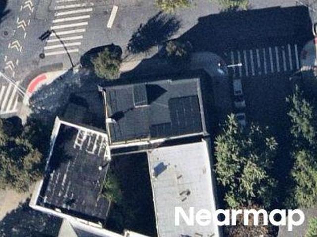 Freeman St