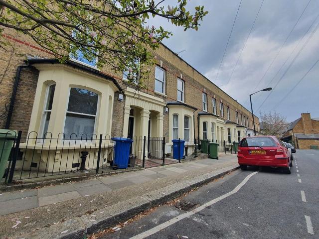 Freemantle St, Walworth, London SE17, 4 bed property to rent, £3,650 pcm | PrimeLocation