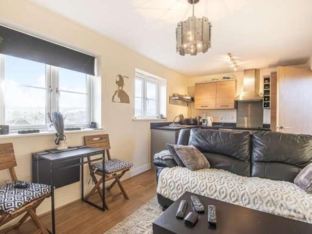 Freer Crescent, High Wycombe, HP13
