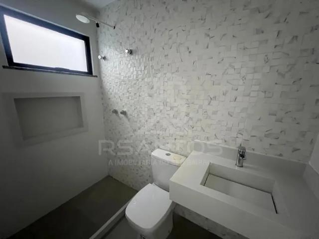 FREGUESIA Casa moderna com 3 suítes e piscina