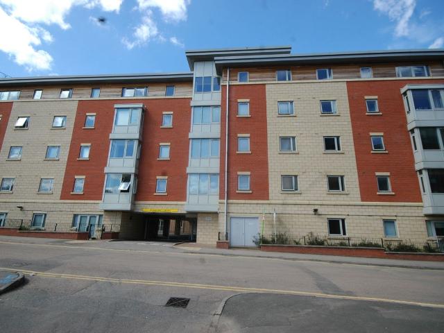 Fremington Court, Coventry CV1, 1 bed flat to rent, £900 pcm | PrimeLocation