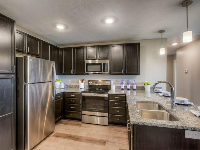 Fremont Commons 1 Bedroom Apartment for Rent at 550 S Johnson Rd, Fremont, NE 68025
