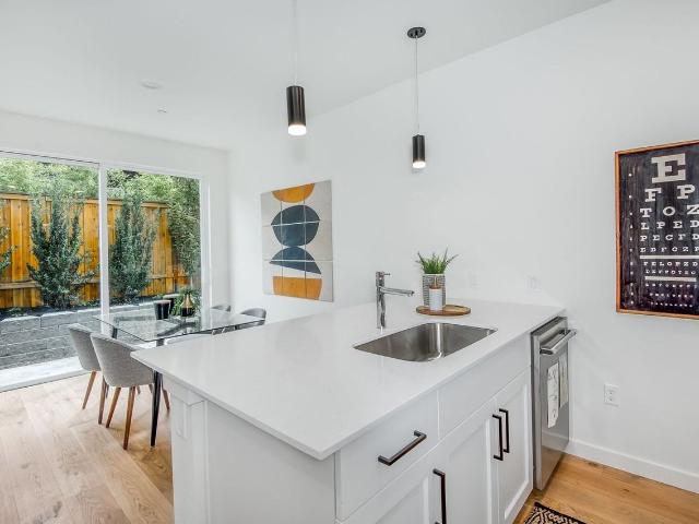 Fremont Villas 1 Bedroom Apartment for Rent at 3450 Ne 50th Ave, Portland, OR 97213 Rose City Park