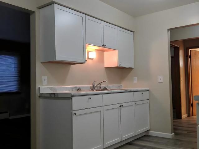 Fremont 3600 1 Bedroom Apartment for Rent at 3600 Fremont Ave N, Minneapolis, MN 55412 Folwell